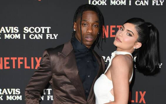 Kylie Jenner di nuovo mamma: l'annuncio su Instagram