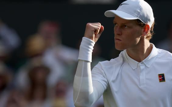 Jannik Sinner trionfa a Wimbledon, le reazioni alla vittoria | Sky TG24