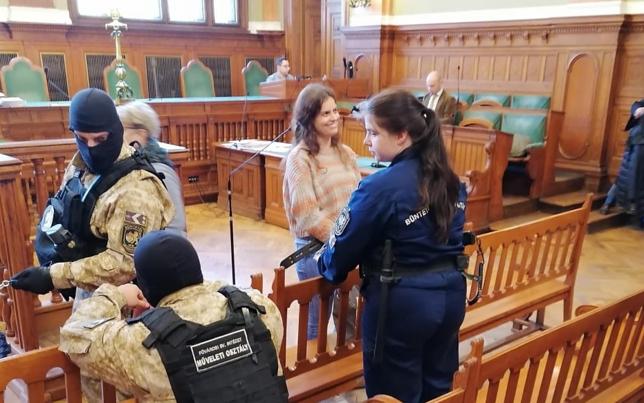Ilaria Salis Deputato Ciani Condizioni Migliori In Carcere Dopo Il