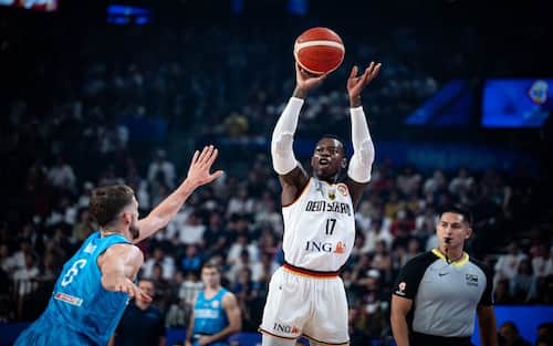 Eurobasket, Schroeder è MVP e entra nella storia: ora è accanto a Petrovic e Nowitzki | Sky Sport