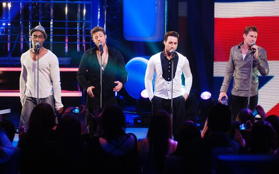 Blue, il videoclip della nuova canzone Haven’t Found You Yet