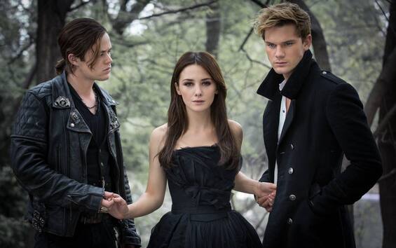 Fallen, trama e cast del film tratto dall'omonimo romanzo di Lauren Kate