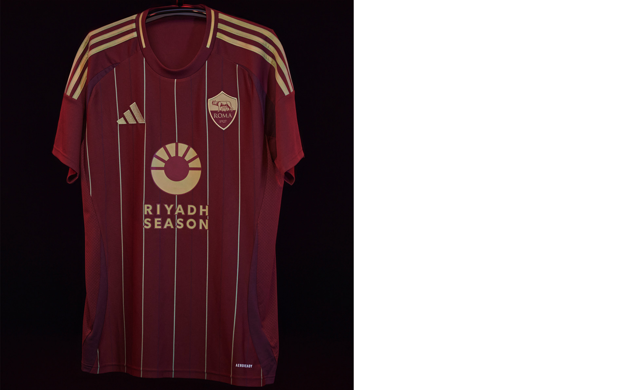 Roma, nuova maglia 2024 2025 presentata ufficialmente. Foto | Sky Sport