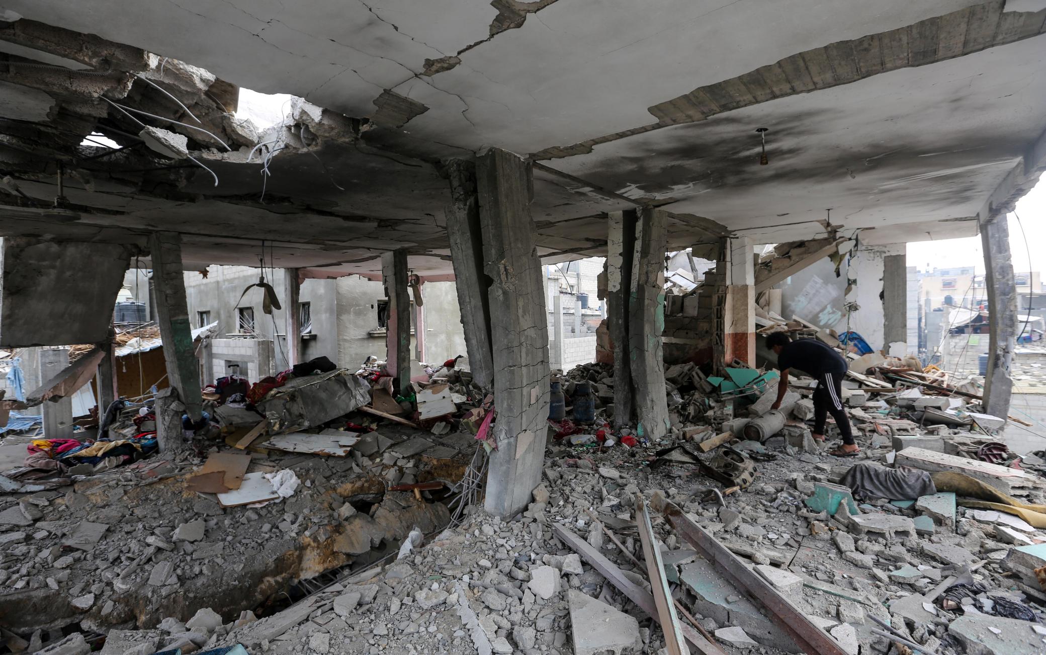 Guerra Israele-Hamas, la distruzione a Gaza tra palazzi crollati e strade devastate. FOTO | Sky TG24