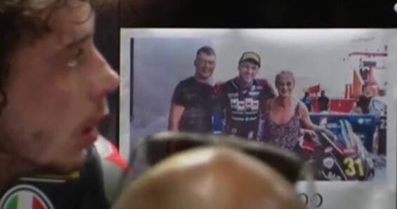 MotoGP India, Bezzecchi ricorda Filippo Momesso: foto omaggio nel box ...