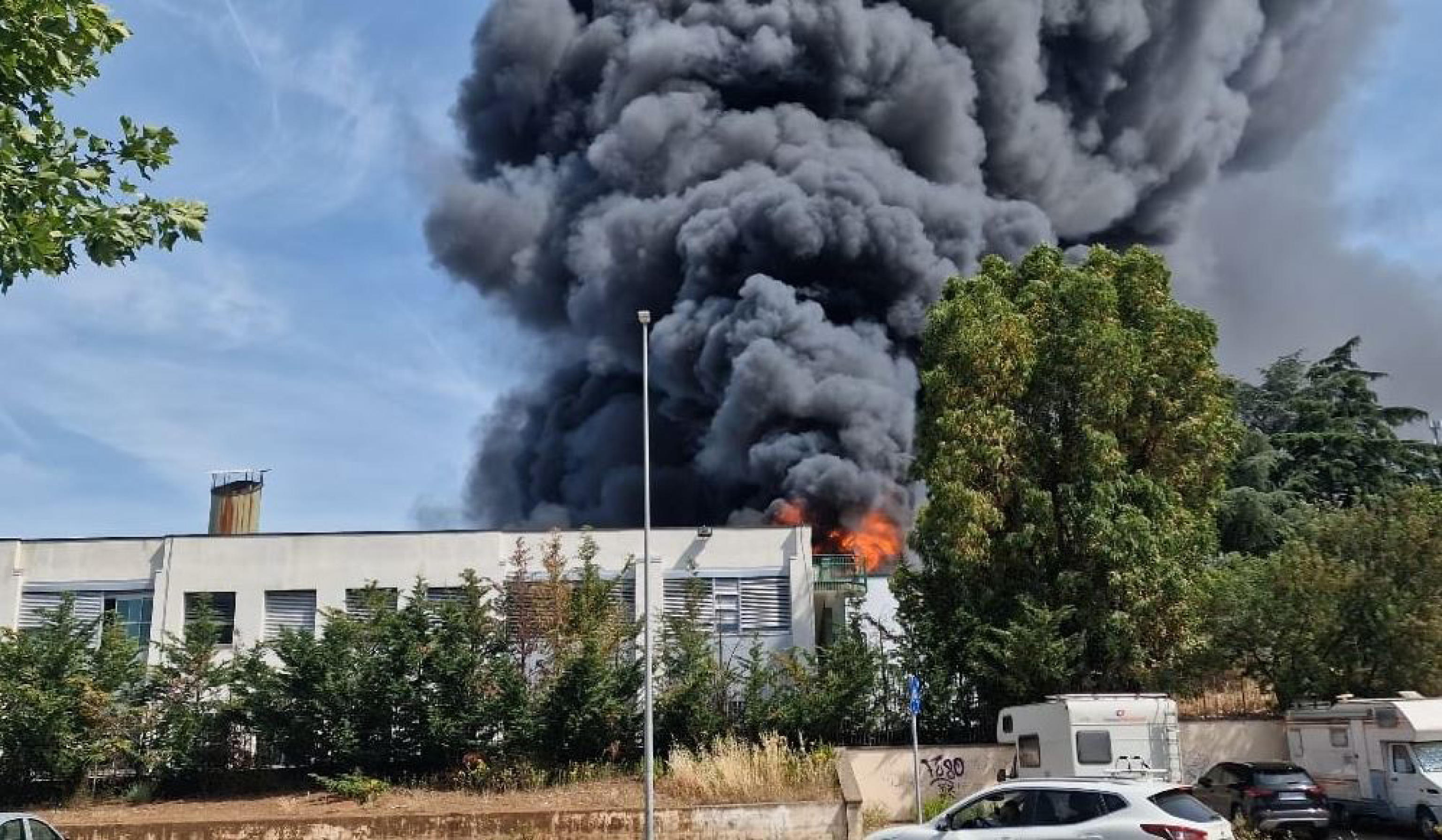 Delitto di Via Poma, Carabinieri: il killer di Simonetta Cesaroni è ...