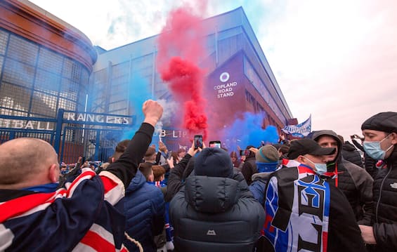Glasgow Rangers di nuovo campioni dopo 10 anni: le FOTO della festa