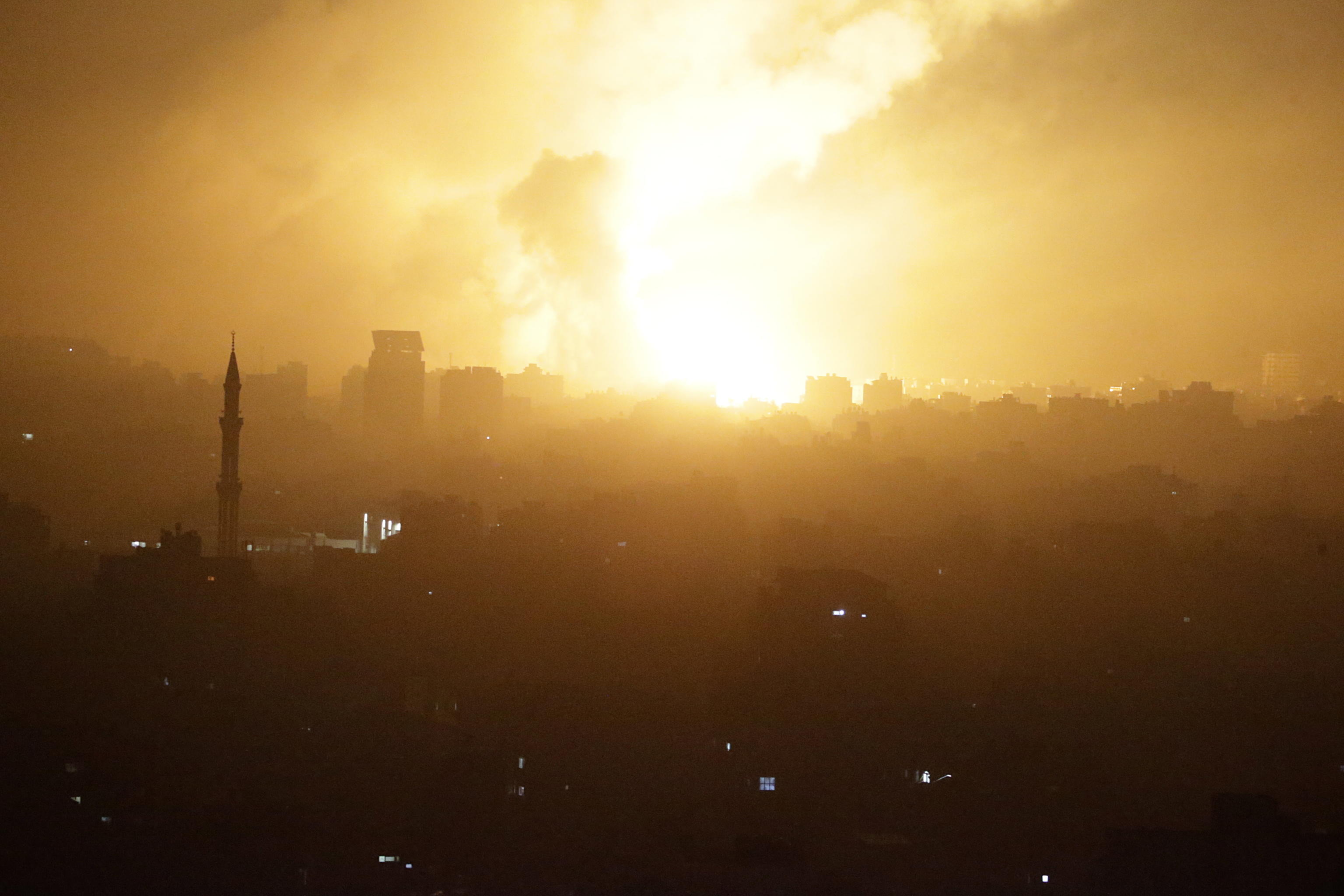 Guerra Israele-Hamas, il bilancio a Gaza: 1.500 morti e 300mila sfollati. FOTO | Sky TG24