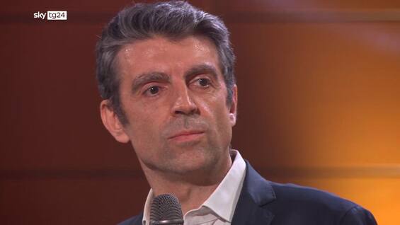 Live in Milano, Federico Basso a Stories di comicità | Video Sky TG24