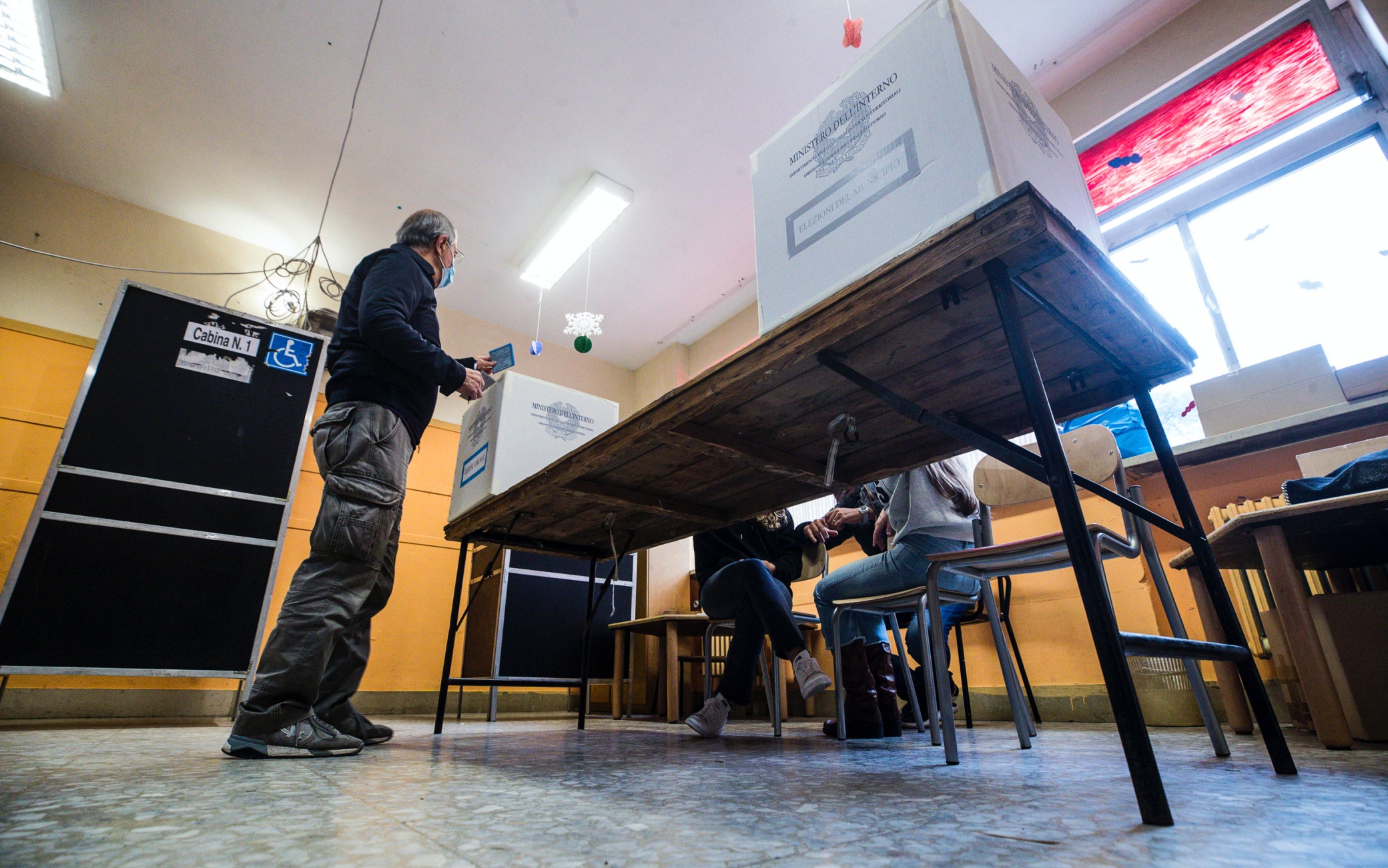 Elezioni del 25 settembre, cosa succede se non voto? con scheda bianca ...