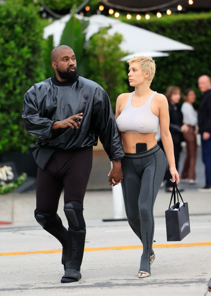 Chi è Bianca Censori La Nuova Moglie Di Kanye West Foto