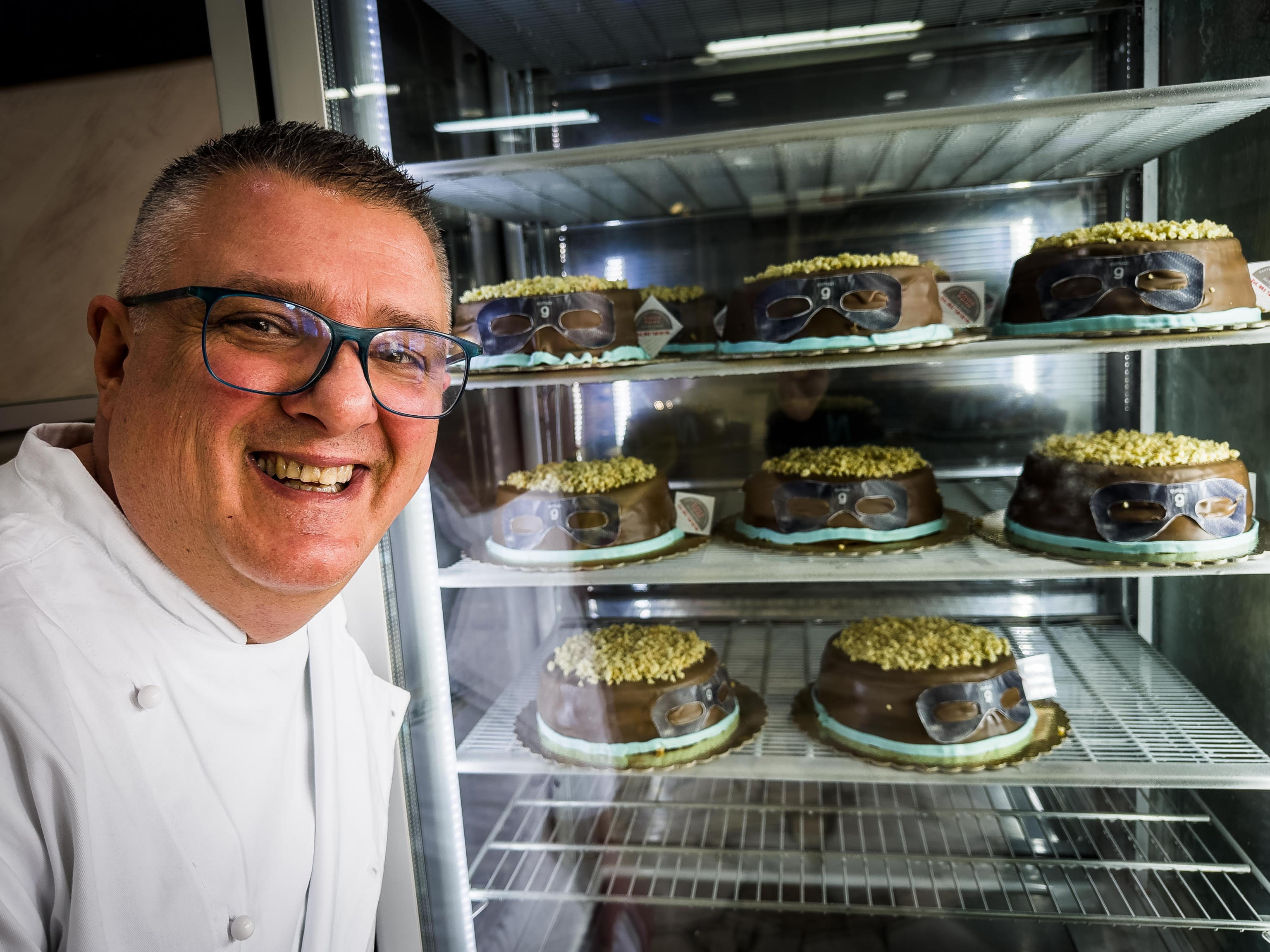 Napoli, è virale la torta Osimhen in omaggio al calciatore nigeriano ...