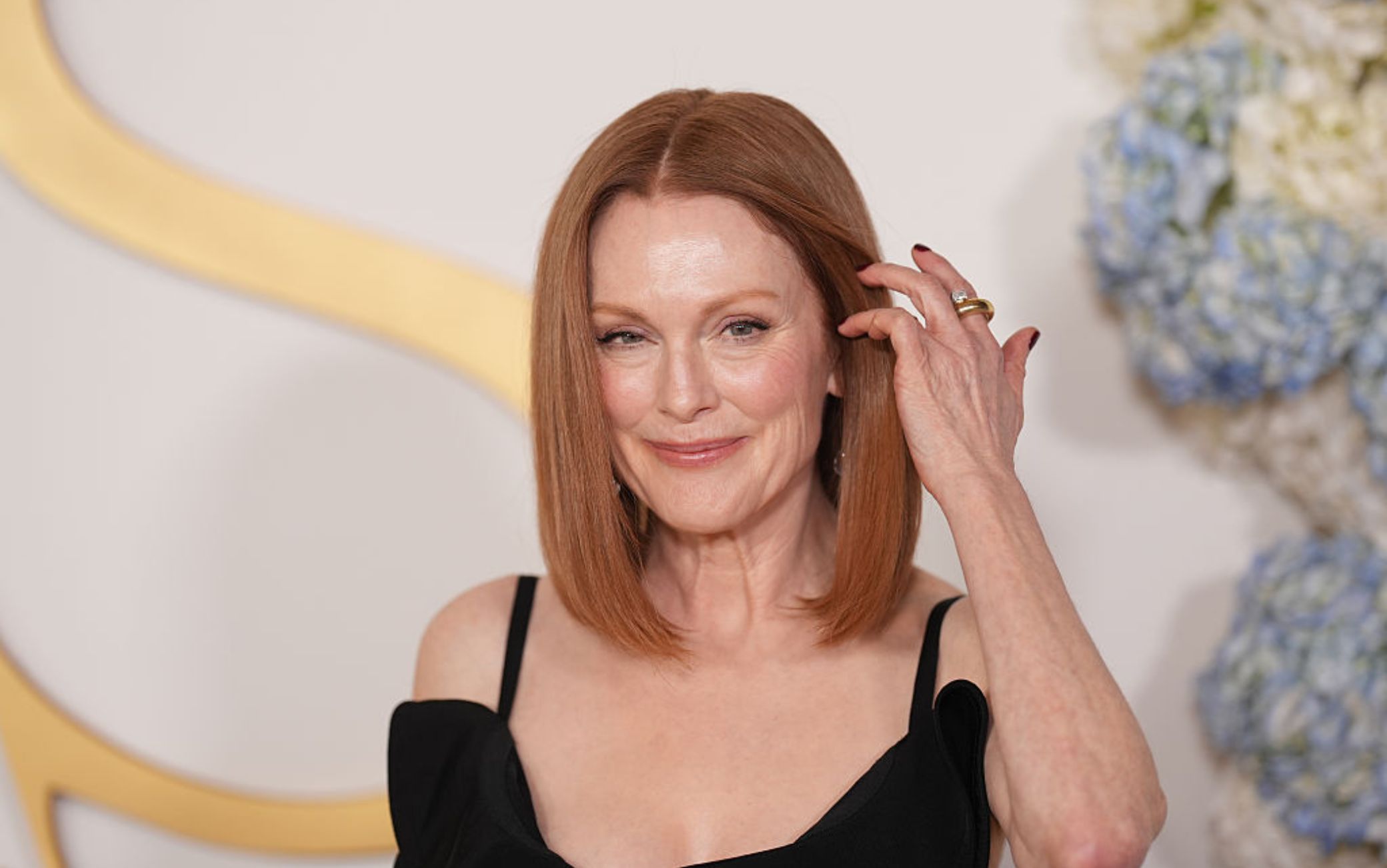 Sirens, il cast della serie tv con Julianne Moore e Milly Alcock. FOTO ...