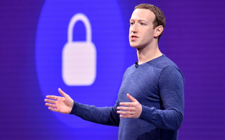 Scandalo Cambridge Analytica, Mark Zuckerberg raggiunge un accordo con ...
