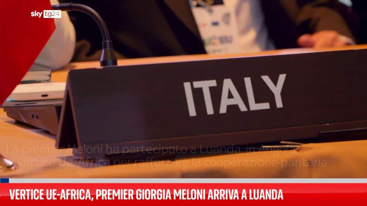 Vertice Ue-Africa, premier Giorgia Meloni arriva a Luanda | Video Sky TG24