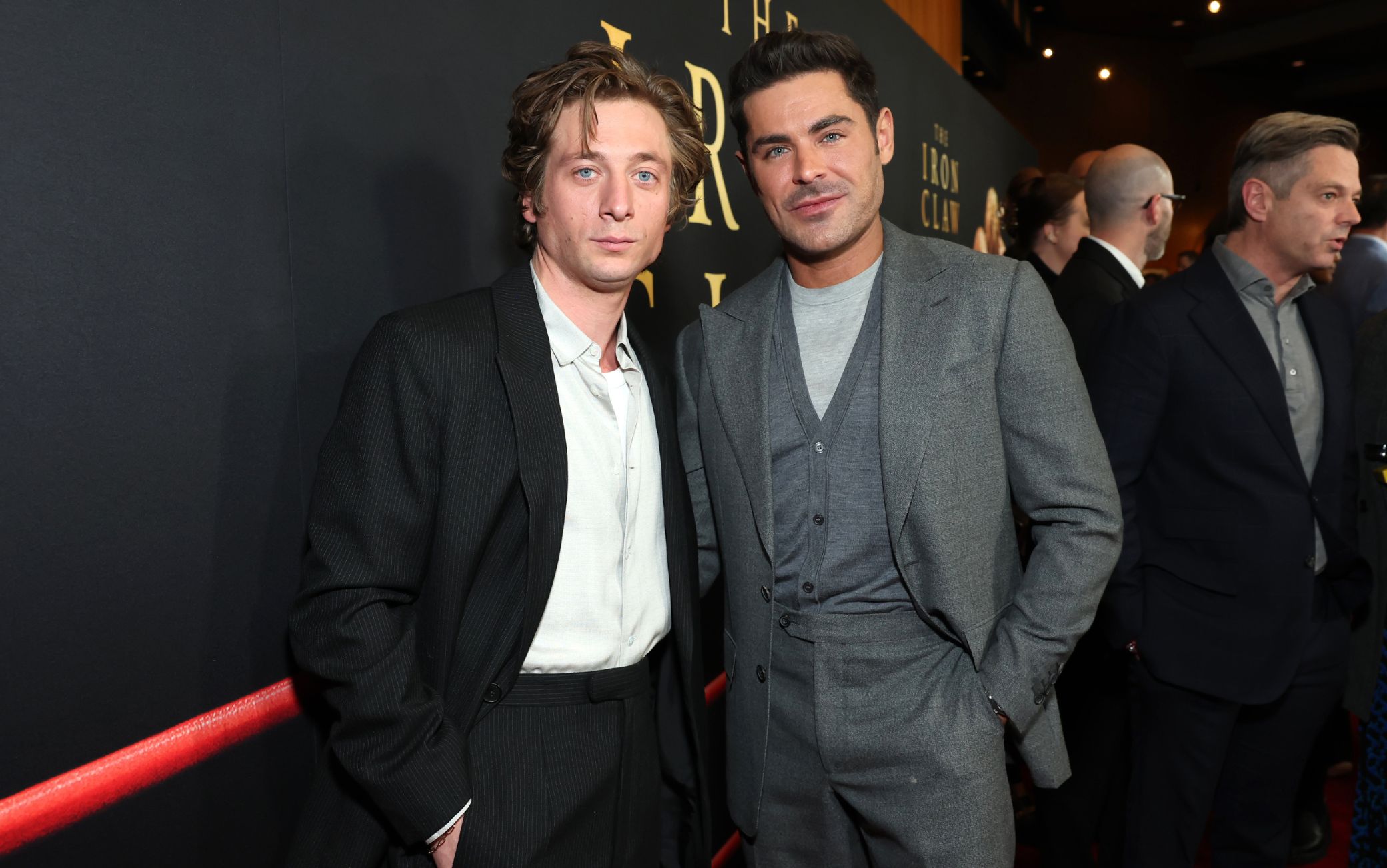 Chi è Jeremy Allen White, la star di The Bear virale per lo spot della ...