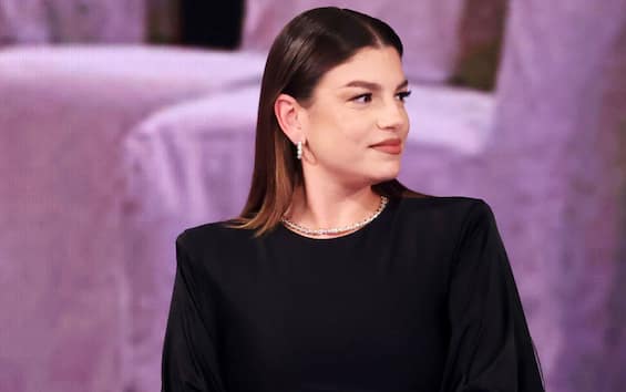 Emma Marrone a Le Iene parla del tumore e della maternità I Sky TG24