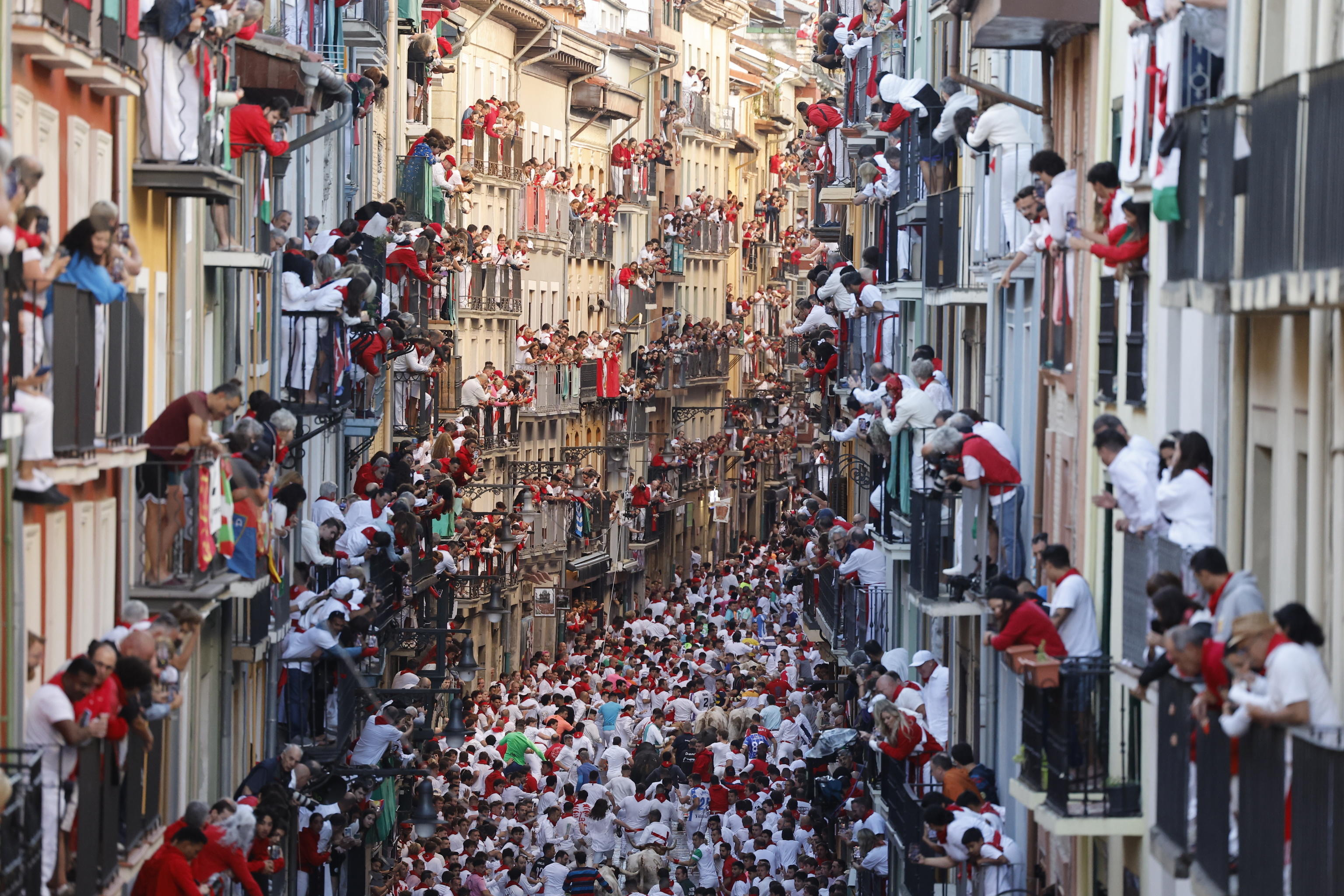 Pamplona, Festa di San Firmino: la tradizionale corsa dei tori. FOTO ...