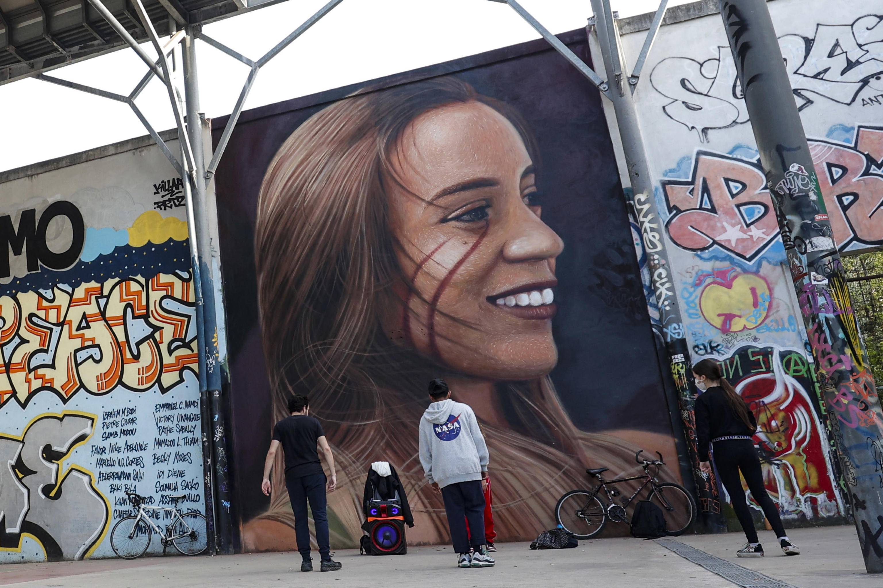 Jorit, i murales dello street artist: le sue opere da Napoli a Mariupol ...