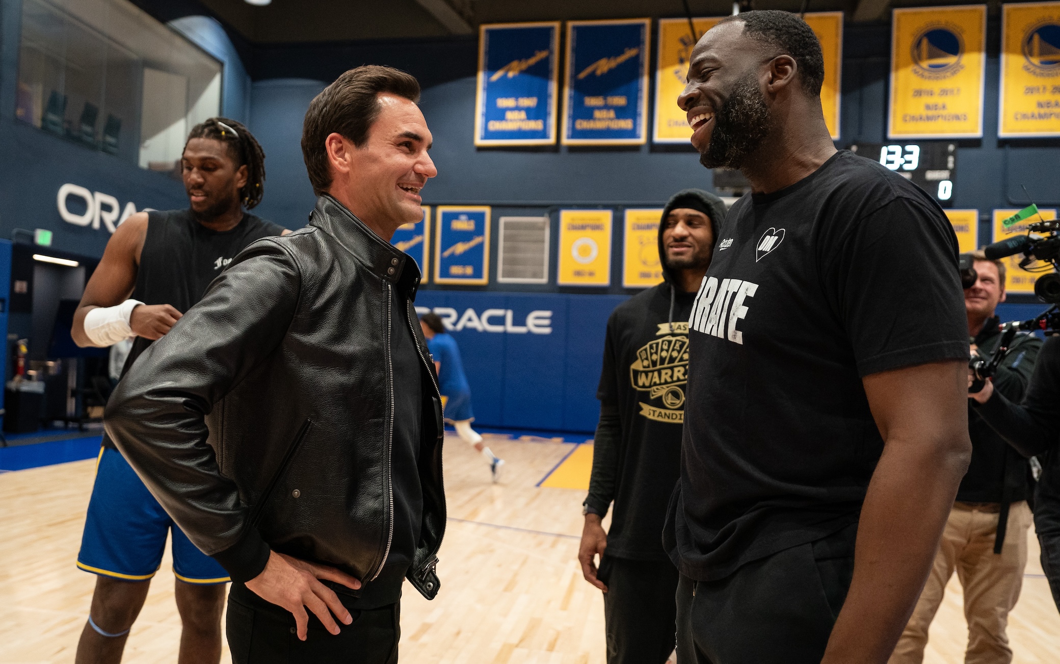 NBA, Roger Federer ospite dei Golden State Warriors: visita in ...
