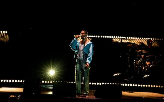 Mahmood quarta volta al Festival di Sanremo, chi è il cantante di Tuta ...