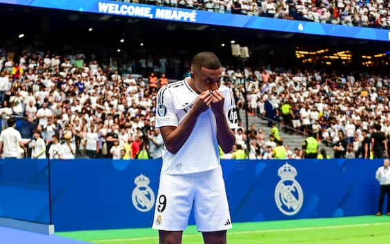 Mbappé al Real Madrid, la presentazione: 'Darò la vita per questa ...