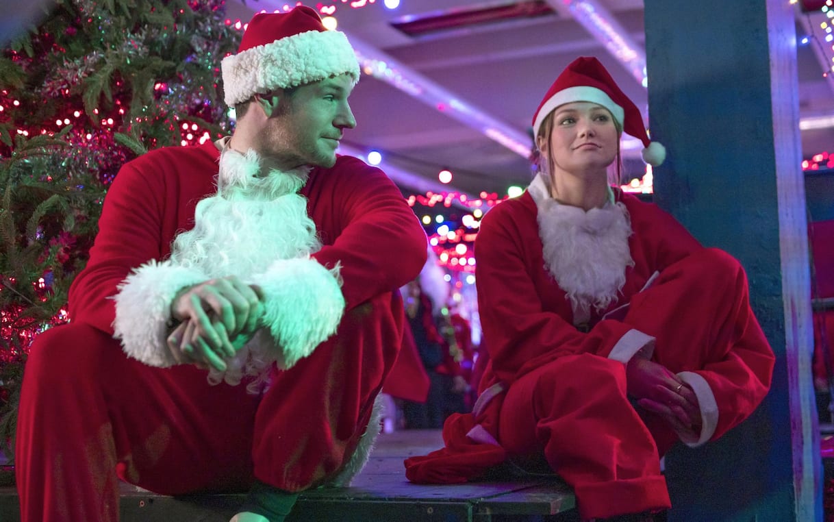 Jingle Bell Heist - Rapina a Natale, trama e cast del film natalizio su ...