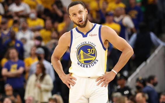 NBA Finals, Steph Curry senza triple in gara-5: interrotta striscia ...