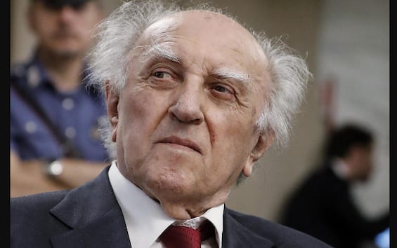 Morto il sociologo Franco Ferrarotti, aveva 98 anni | Sky TG24