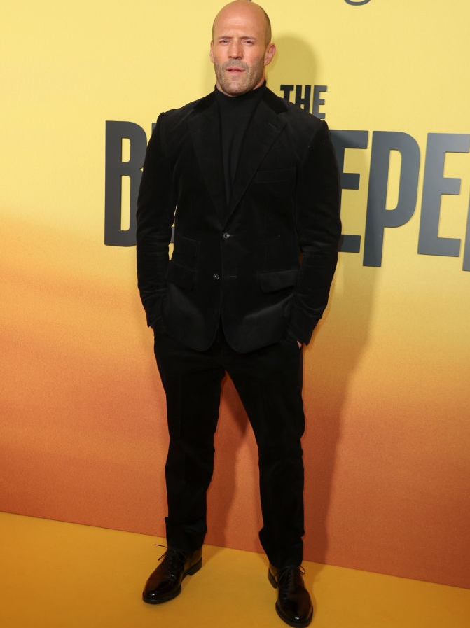 The Beekeeper, il cast del film con Jason Statham e Jeremy Irons