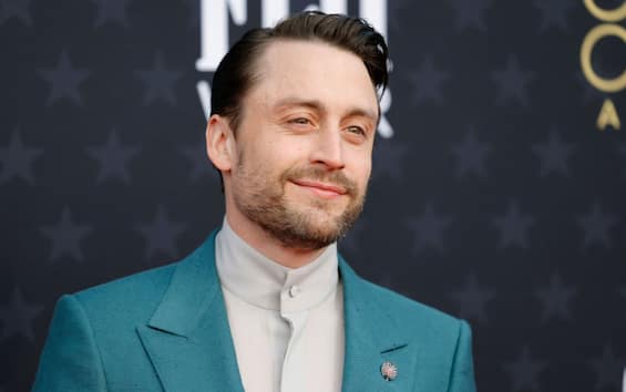 Succession, all'asta l'outfit di Kieran Culkin