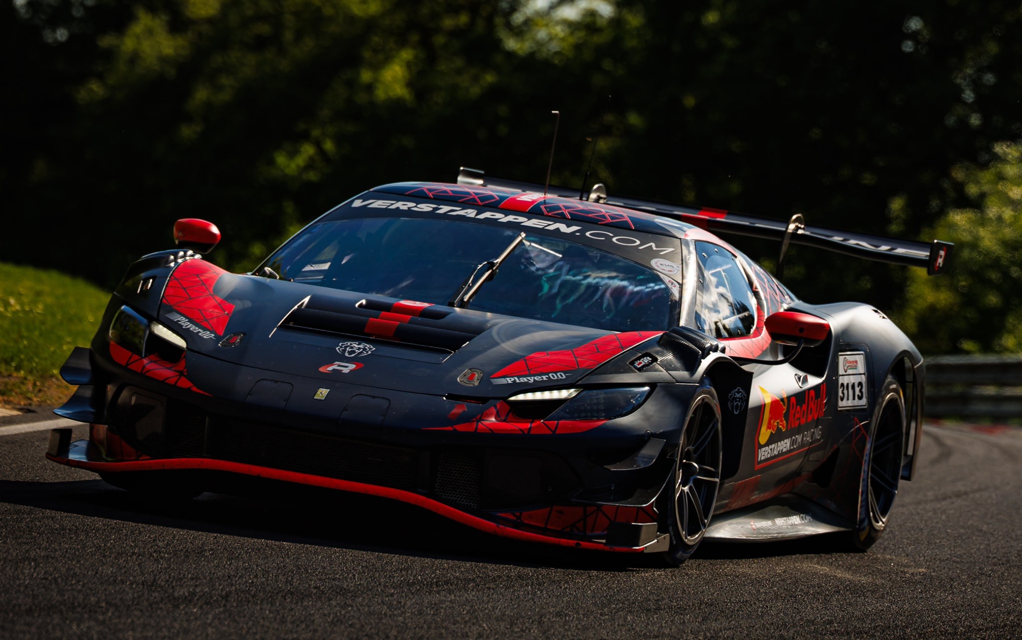 Verstappen, il test su Ferrari 296 GT3 al Nurburgring: il video ...
