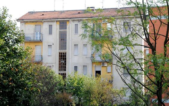 'Ndrangheta, un arresto per la bomba in una palazzina a Pioltello | Sky ...