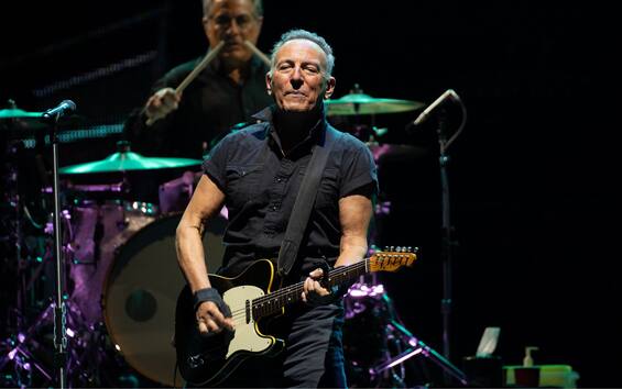Bruce Springsteen annuncia le nuove date 2024 per i concerti cancellati