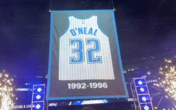 NBA, gli Orlando Magic ritirano la maglia numero 32 di Shaquille O'Neal ...