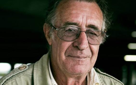 Addio a Grant Page, il celebre stuntmen australiano aveva 85 anni | Sky ...