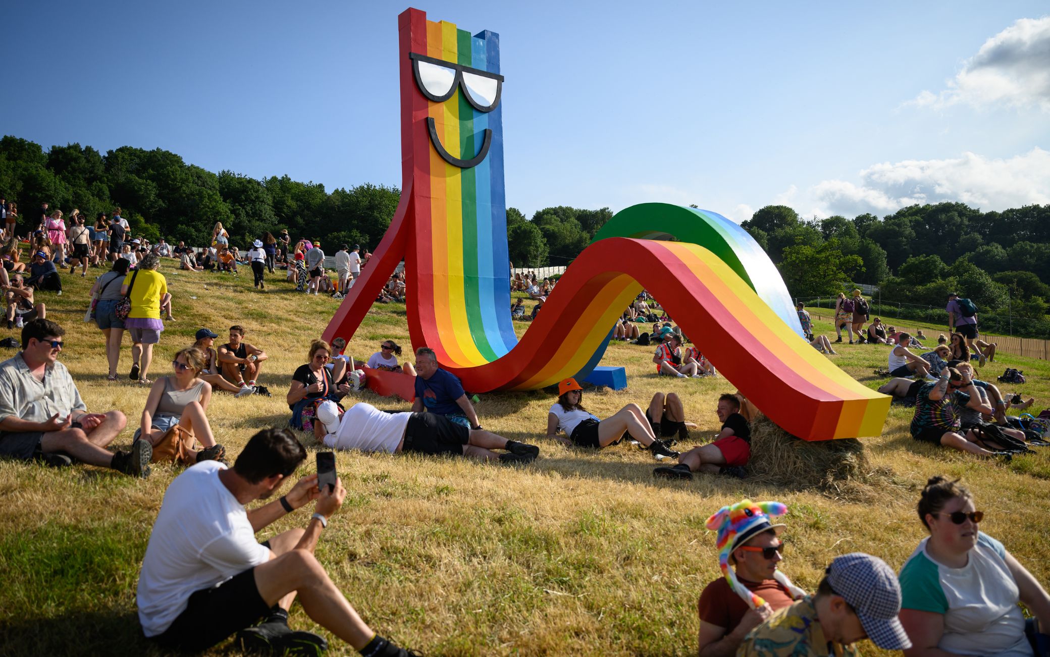 Glastonbury 2023, gli artisti della line up e le foto dei primi giorni ...