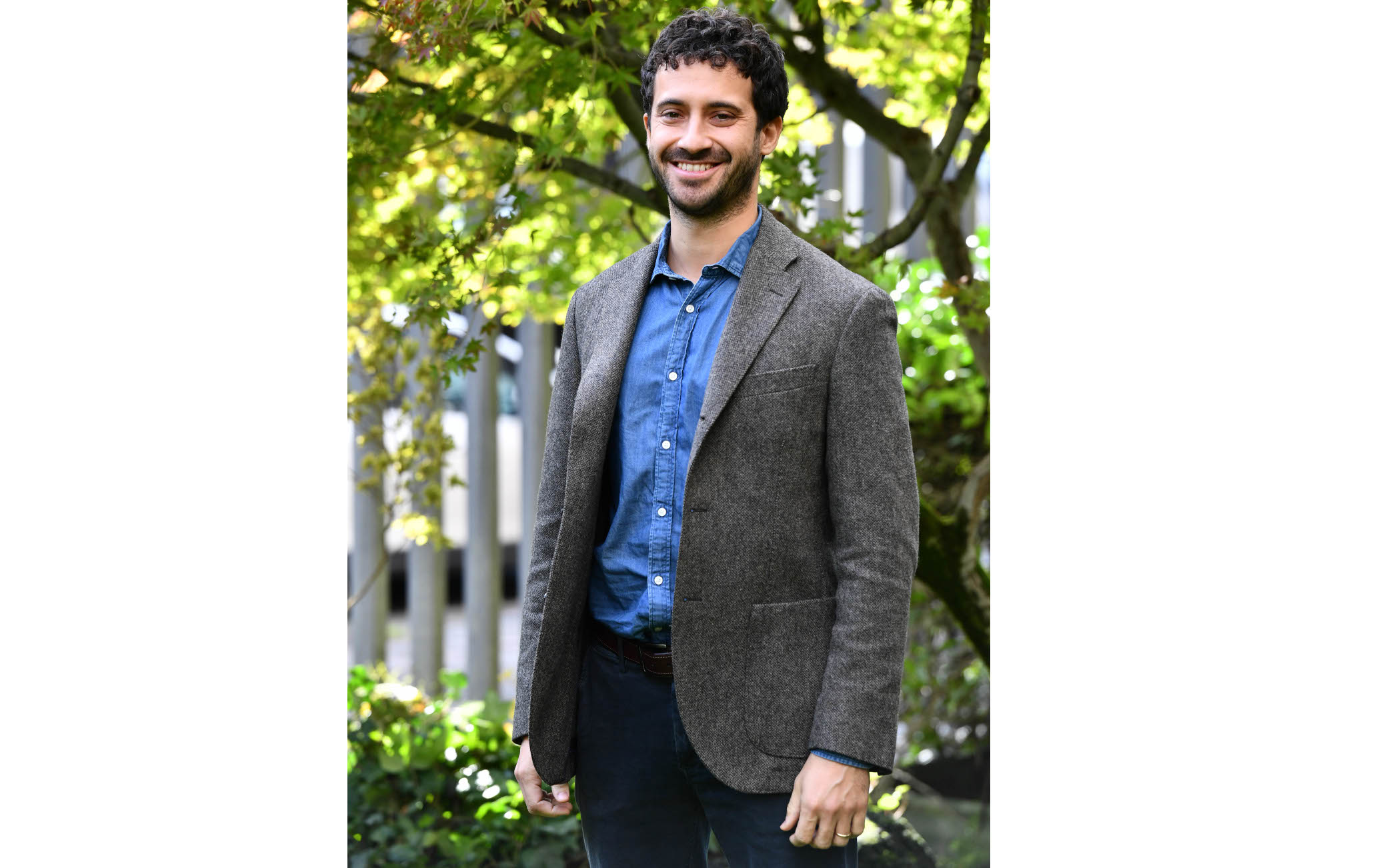 Chi è Edoardo Ferrario, interprete di Pier Paolo Peroni nella serie tv ...
