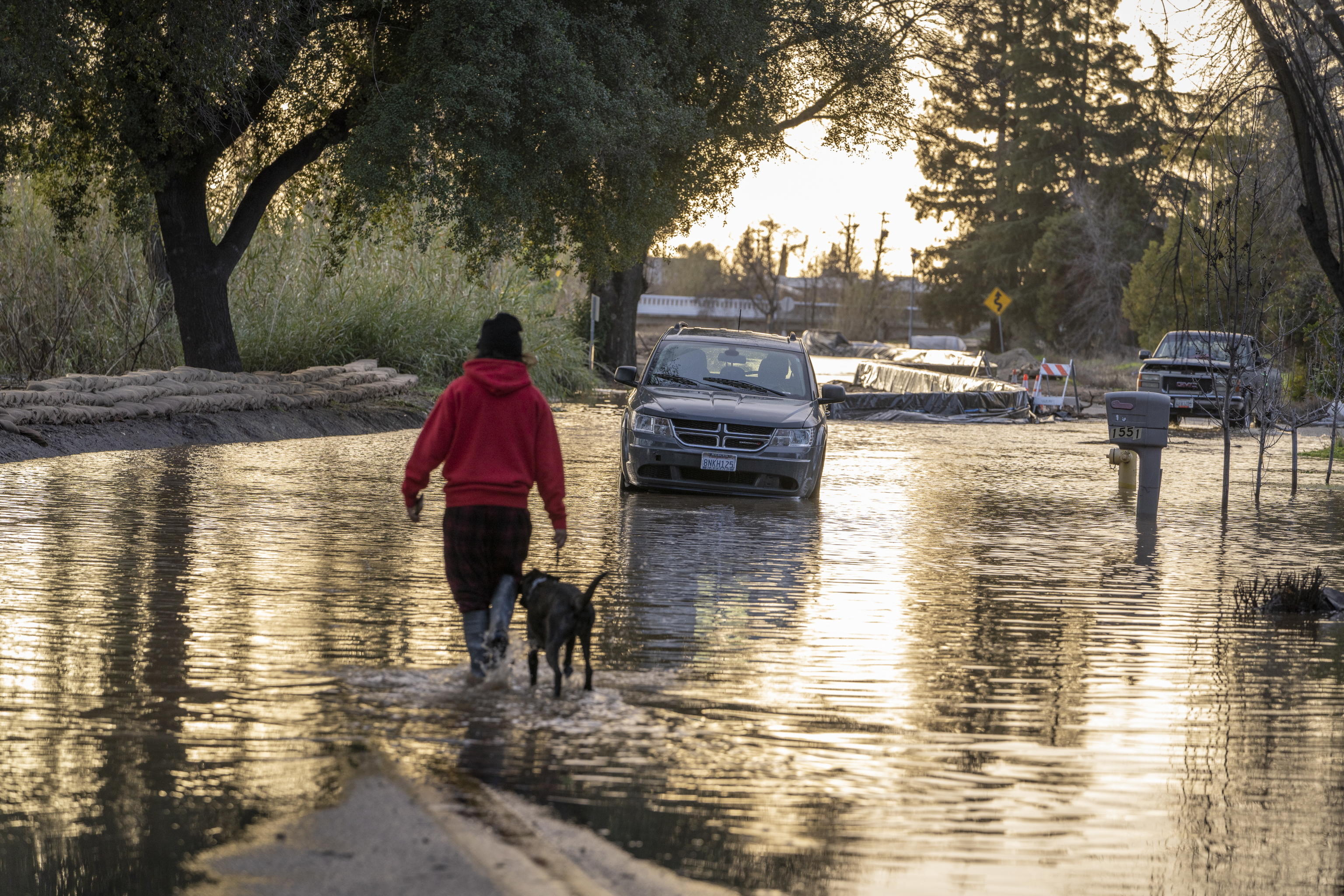 Maltempo in California, l'alluvione causa almeno 18 vittime | SkyTG24