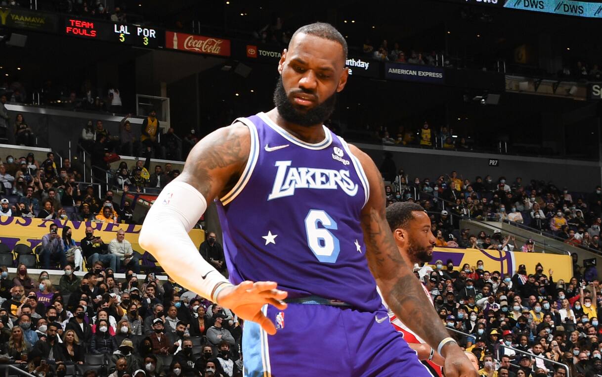 NBA, i risultati della notte: LeBron saluta il 2021 con 43 punti ...