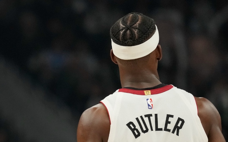 NBA, tutti i look della superstar dei Miami Heat Jimmy Butler. FOTO ...