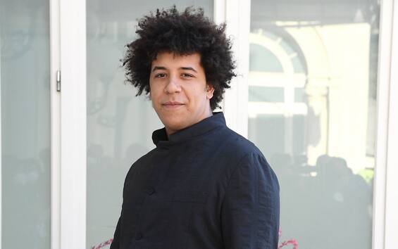 Sanremo 2022, Yuman con Ora e qui: il testo | Sky TG24