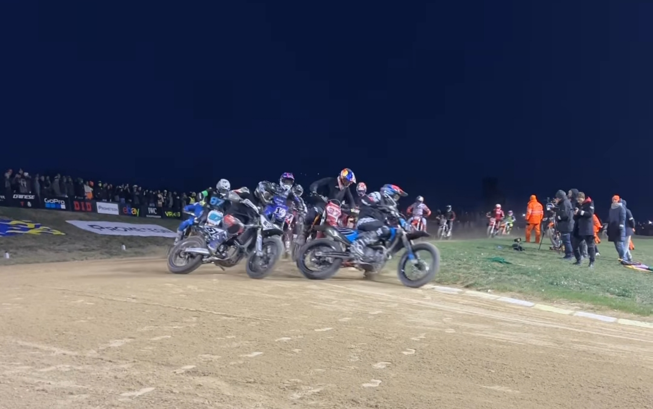 100 km dei campioni, Luca Marini vince l'Americana al Ranch | Sky Sport