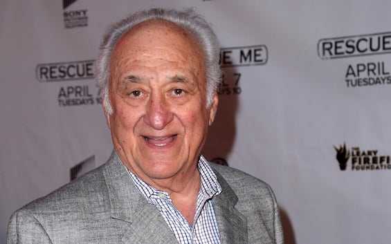Jerry Adler è morto a 96 anni: addio all’attore delle serie tv I Soprano | Sky TG24