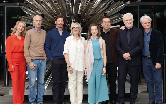 Libera, il cast della fiction con Lunetta Savino | Sky TG24