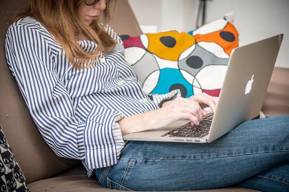 Smart Working, tra rischi e vantaggi | Sky TG24