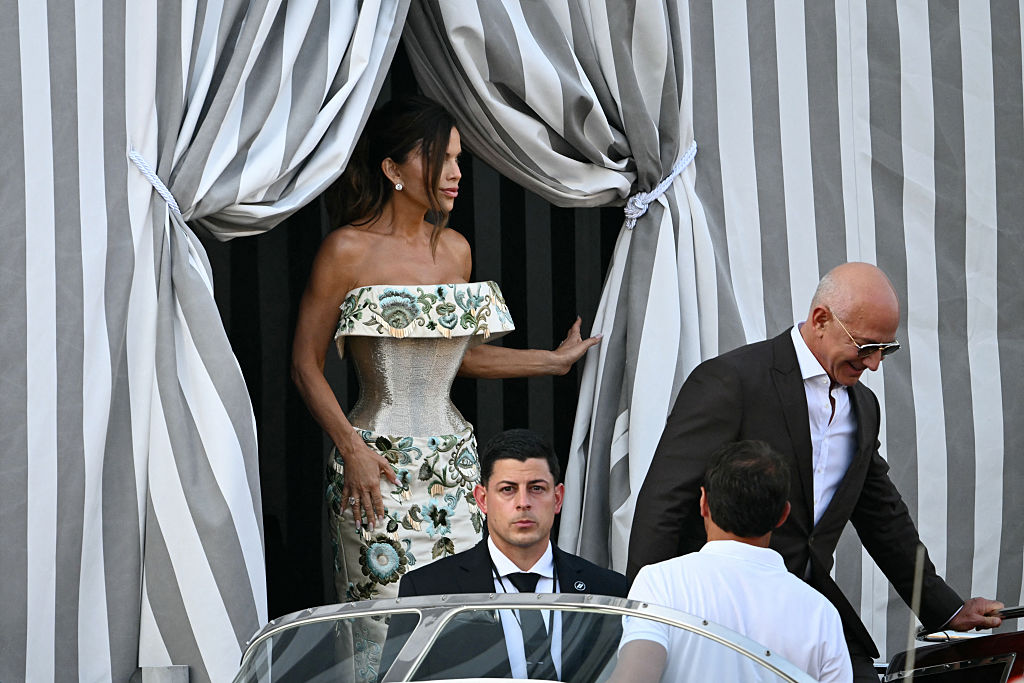 Matrimonio Bezos a Venezia, party alla Madonna dell'Orto: i look dei ...