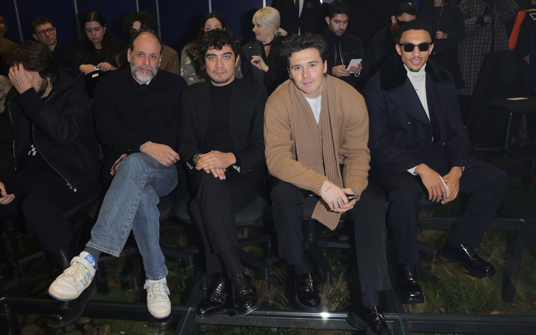 Moda, le star alle sfilate maschili, da Marco Mengoni da Fendi a ...