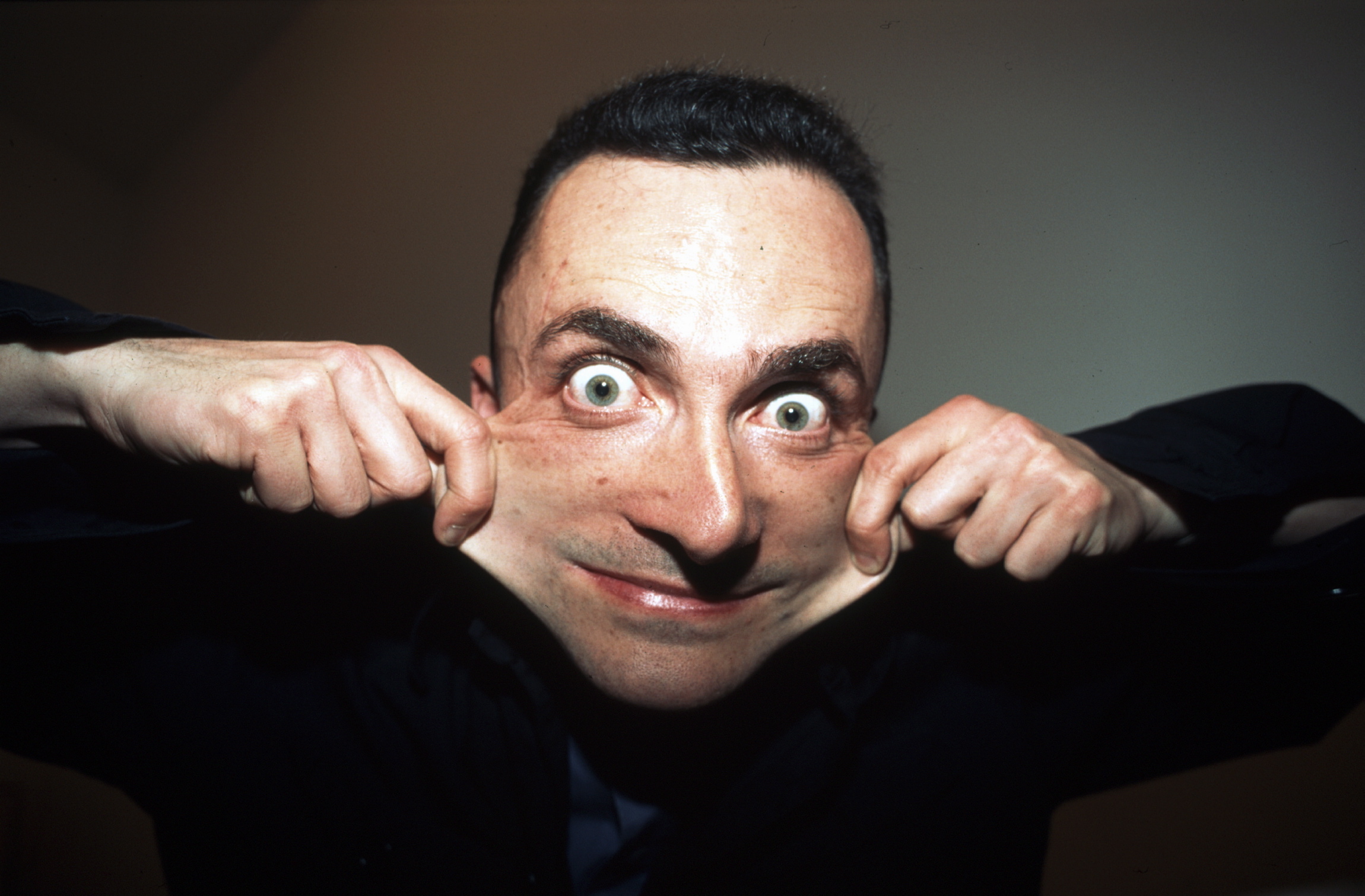 Daniele Luttazzi compie 60 anni: la fotostoria del comico italiano