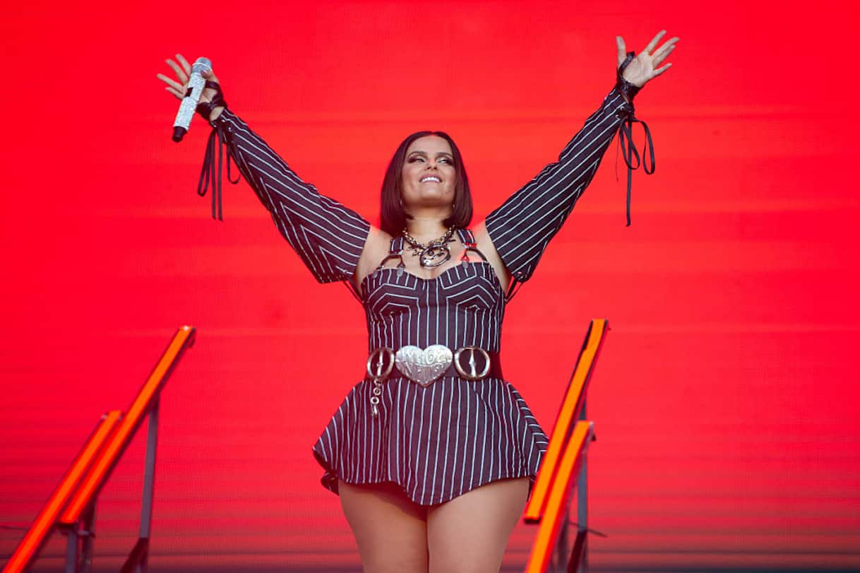 Nelly Furtado si prende una pausa dalle esibizioni dal vivo dopo essere stata vittima di body ...